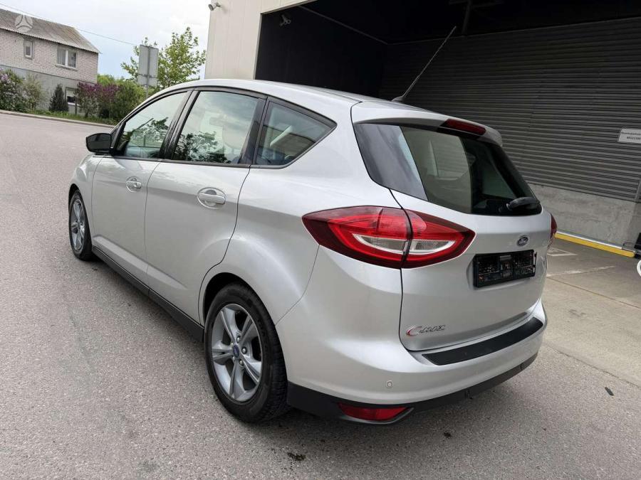 Grey Ford C-Max 2017 in Vilnius, with an engine capacity of 2.00 L and mileage of 214 thousand km for 5400 €, photo 5 on AUTOMOTO.COM.LV