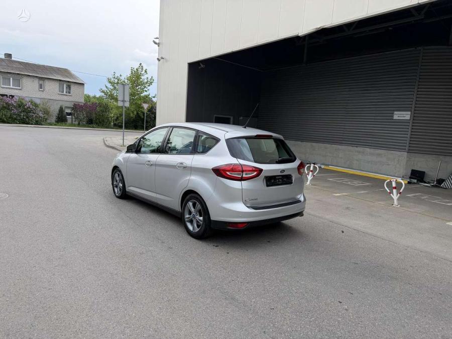 Grey Ford C-Max 2017 in Vilnius, with an engine capacity of 2.00 L and mileage of 214 thousand km for 5400 €, photo 8 on AUTOMOTO.COM.LV
