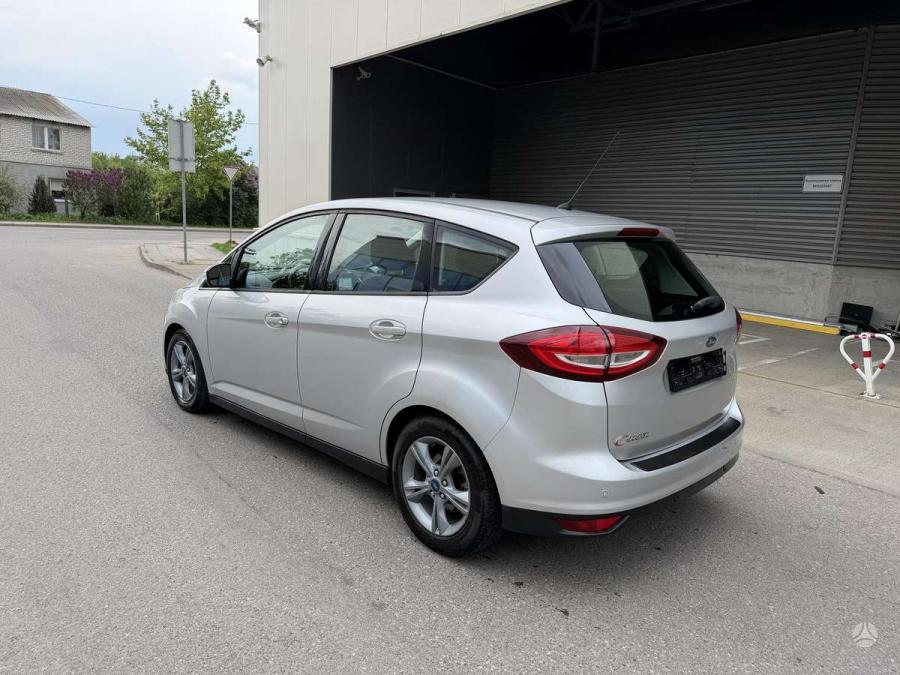 Grey Ford C-Max 2017 in Vilnius, with an engine capacity of 2.00 L and mileage of 214 thousand km for 5400 €, photo 15 on AUTOMOTO.COM.LV