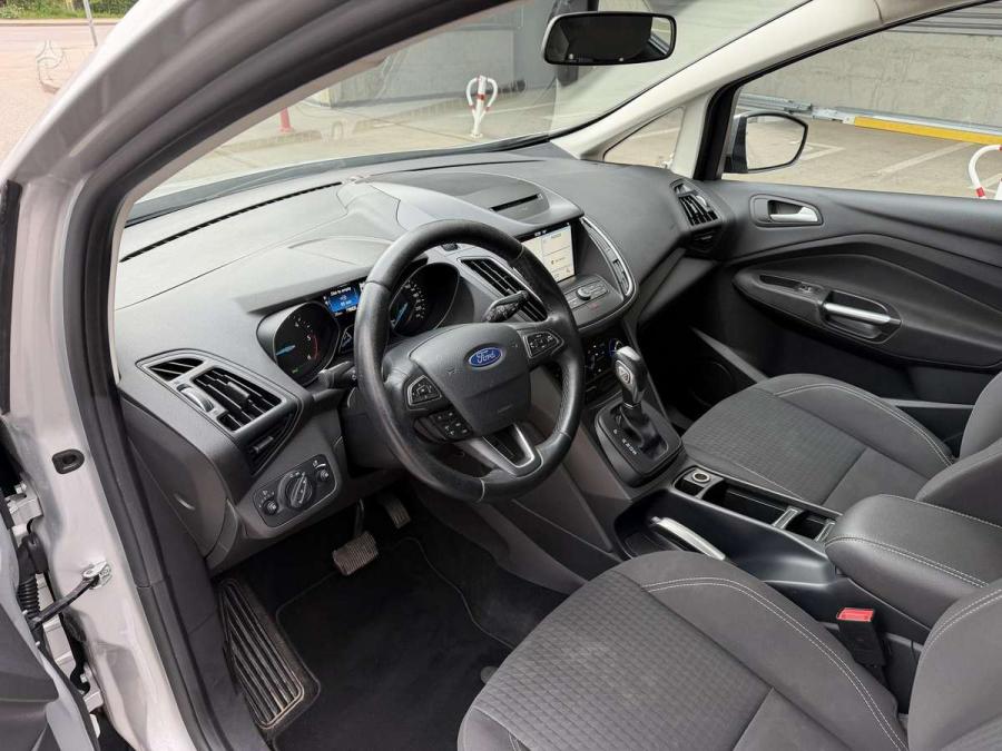 Grey Ford C-Max 2017 in Vilnius, with an engine capacity of 2.00 L and mileage of 214 thousand km for 5400 €, photo 21 on AUTOMOTO.COM.LV