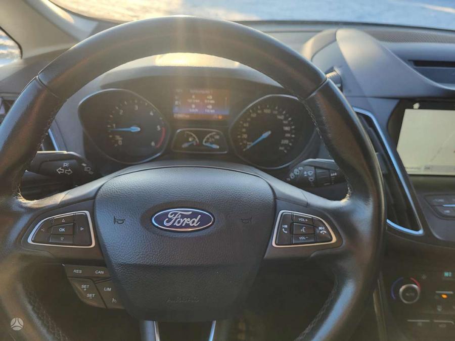 Pelēks Ford C-Max 2018 Utena, ar dzinēja tilpumu 1.50 L un nobraukumu 215 tūkst. km par 6500 €, foto 11 vietnē AUTOMOTO.COM.LV