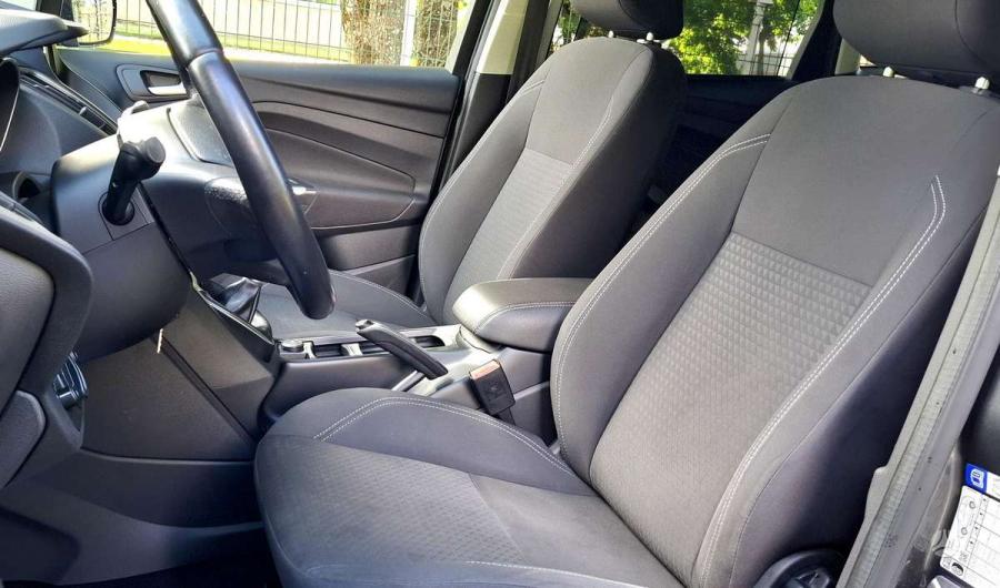 Pelēks Ford C-Max 2018 Tauragė, ar dzinēja tilpumu 1.00 L un nobraukumu 141 tūkst. km par 4800 €, foto 15 vietnē AUTOMOTO.COM.LV