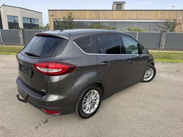 Ford C-Max 2018 in Siauliai on AUTOMOTO.COM.LV Grey Ford C-Max 2018 in Siauliai, with an engine capacity of 1.50 L and mileage of 142 thousand km for 7650 €, photo 5 on AUTOMOTO.COM.LV