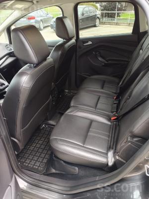 Pelēks Ford C-Max 2019 Rīga, ar dzinēja tilpumu 1.50 L un nobraukumu 255 tūkst. km par 7250 €, foto 10 vietnē AUTOMOTO.COM.LV