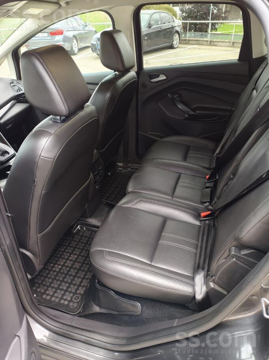 Pelēks Ford C-Max 2019 Rīga, ar dzinēja tilpumu 1.50 L un nobraukumu 255 tūkst. km par 7250 €, foto 10 vietnē AUTOMOTO.COM.LV