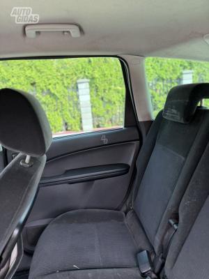 Pelēks Ford C-Max 2005 Kauņa, ar dzinēja tilpumu 1.60 L un nobraukumu 250 tūkst. km par 850 €, foto 13 vietnē AUTOMOTO.COM.LV