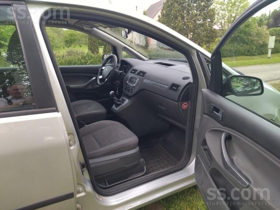 Grey Ford C-Max 2009 in Saldus, with an engine capacity of 1.60 L and mileage of 350 thousand km for 760 €, photo 8 on AUTOMOTO.COM.LV