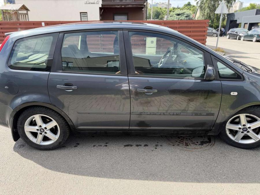 Pelēks Ford C-Max 2009 Kauņa, ar dzinēja tilpumu 1.56 L un nobraukumu 256 tūkst. km par 1550 €, foto 6 vietnē AUTOMOTO.COM.LV