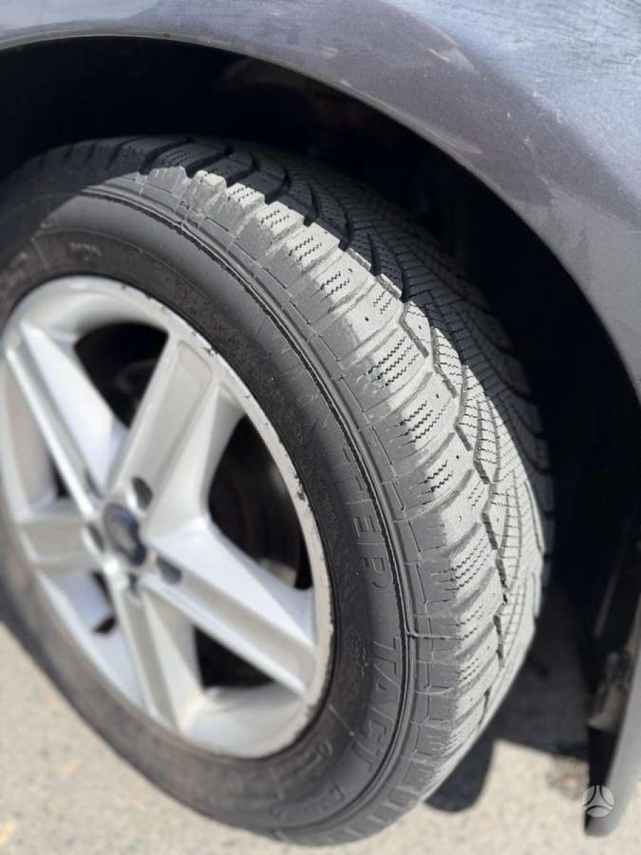 Pelēks Ford C-Max 2009 Kauņa, ar dzinēja tilpumu 1.56 L un nobraukumu 256 tūkst. km par 1550 €, foto 12 vietnē AUTOMOTO.COM.LV