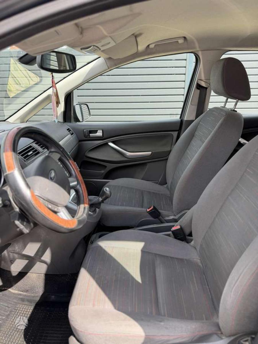 Pelēks Ford C-Max 2009 Kauņa, ar dzinēja tilpumu 1.56 L un nobraukumu 256 tūkst. km par 1550 €, foto 19 vietnē AUTOMOTO.COM.LV
