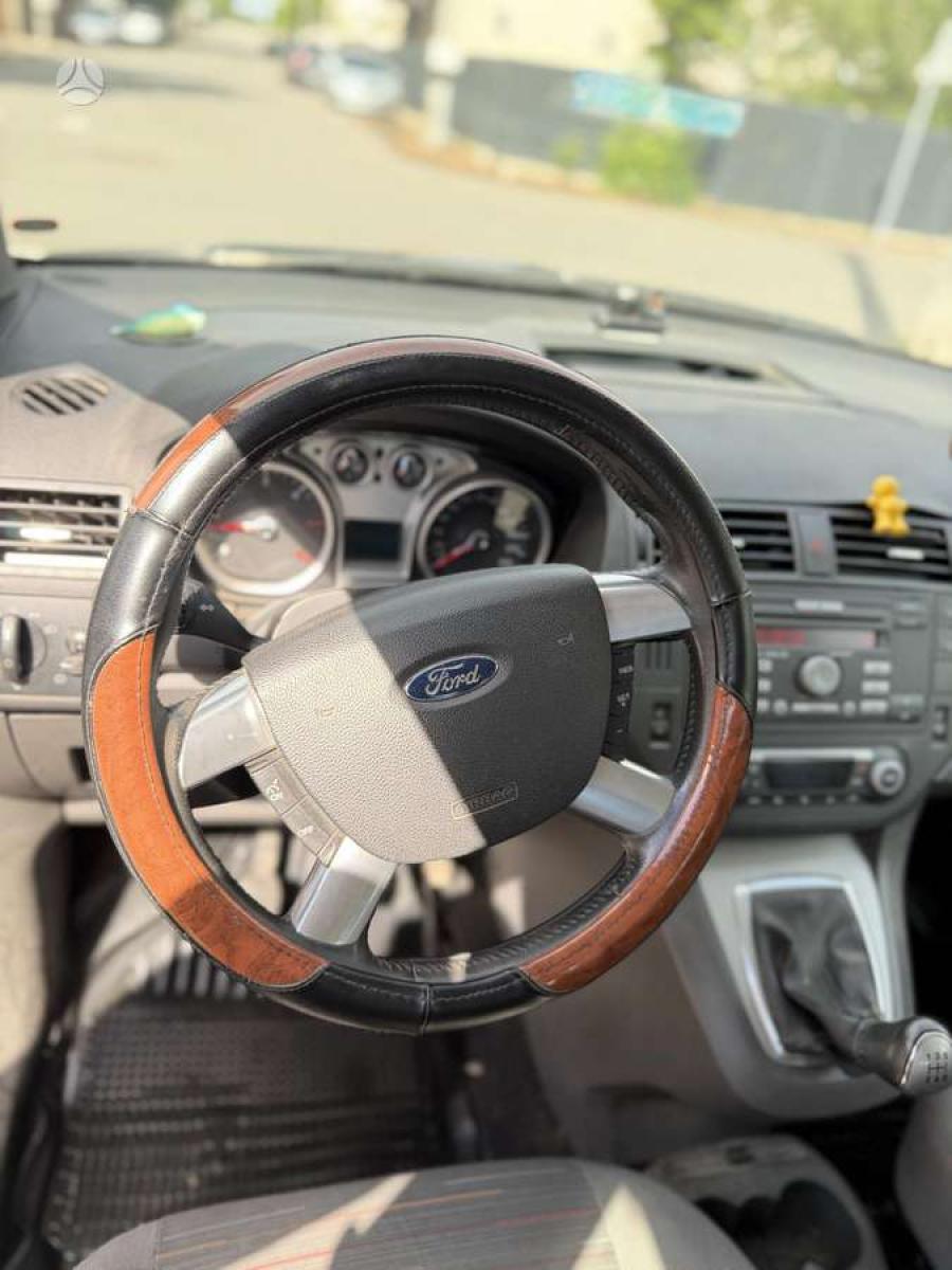Pelēks Ford C-Max 2009 Kauņa, ar dzinēja tilpumu 1.56 L un nobraukumu 256 tūkst. km par 1550 €, foto 20 vietnē AUTOMOTO.COM.LV
