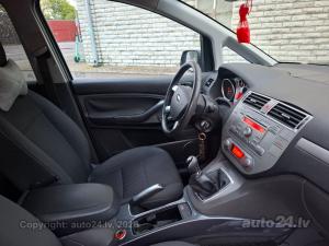 Pelēks Ford C-Max 2009 Tallina, ar dzinēja tilpumu 1.80 L un nobraukumu 230 tūkst. km par 1999 €, foto 6 vietnē AUTOMOTO.COM.LV