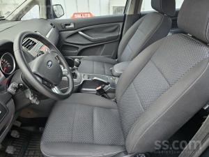 Grey Ford C-Max 2010 in Riga, with an engine capacity of 1.80 L and mileage of 317 thousand km for 2590 €, photo 11 on AUTOMOTO.COM.LV