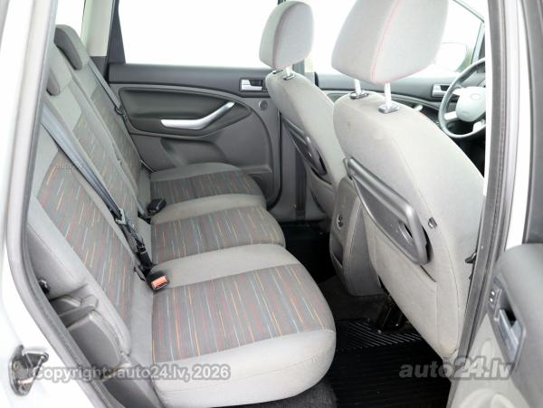 Pelēks Ford C-Max 2010 Tallina, ar dzinēja tilpumu 1.60 L un nobraukumu 379 tūkst. km par 1799 €, foto 7 vietnē AUTOMOTO.COM.LV