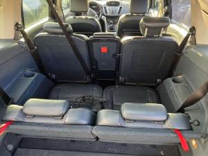 Grey Ford C-Max 2011 in Ukmerge, with an engine capacity of 1.56 L and mileage of 238 thousand km for 2850 €, photo 15 on AUTOMOTO.COM.LV