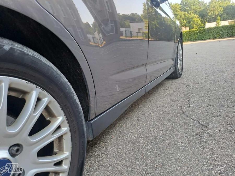 Pelēks Ford C-Max 2011 Telšiai, ar dzinēja tilpumu 1.60 L un nobraukumu 285 tūkst. km par 2950 €, foto 11 vietnē AUTOMOTO.COM.LV