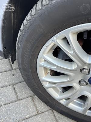 Pelēks Ford C-Max 2011 Kauņa, ar dzinēja tilpumu 1.60 L un nobraukumu 228 tūkst. km par 3050 €, foto 6 vietnē AUTOMOTO.COM.LV
