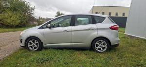 Grey Ford C-Max 2011 in Siauliai, with an engine capacity of 1.60 L and mileage of 275 thousand km for 3000 €, photo 9 on AUTOMOTO.COM.LV