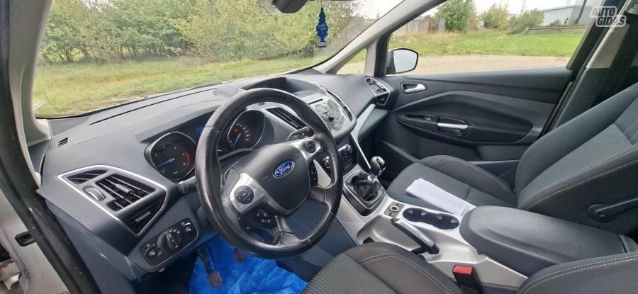 Grey Ford C-Max 2011 in Siauliai, with an engine capacity of 1.60 L and mileage of 275 thousand km for 3000 €, photo 16 on AUTOMOTO.COM.LV