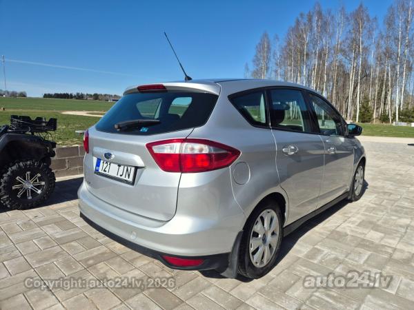 Pelēks Ford C-Max 2012 Tallina, ar dzinēja tilpumu 1.60 L un nobraukumu 204 tūkst. km par 4999 €, foto 4 vietnē AUTOMOTO.COM.LV
