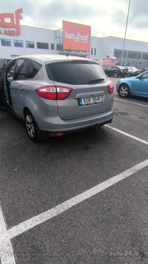 Pelēks Ford C-Max 2012 Tallina, ar dzinēja tilpumu 2.00 L un nobraukumu 0 tūkst. km par 4499 €, foto 5 vietnē AUTOMOTO.COM.LV