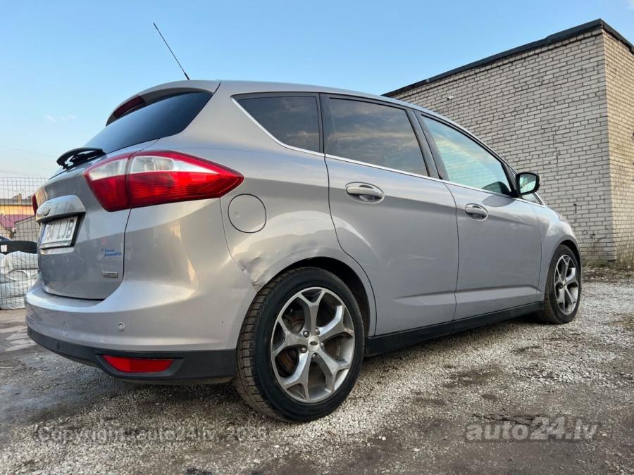 Grey Ford C-Max 2013 in Narva, with an engine capacity of 1.00 L and mileage of 118 thousand km for 3499 €, photo 7 on AUTOMOTO.COM.LV
