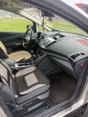 Grey Ford C-Max 2015 in Riga, with an engine capacity of 1.60 L and mileage of 270 thousand km for 8000 €, photo 3 on AUTOMOTO.COM.LV