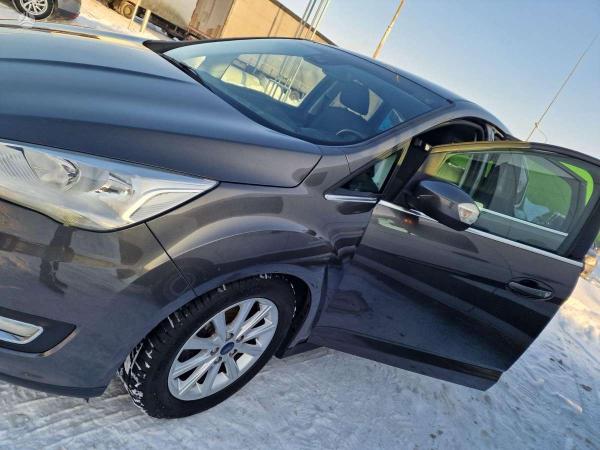 Grey Ford C-Max 2016 in Kaunas, with an engine capacity of 1.00 L and mileage of 119 thousand km for 5500 €, photo 4 on AUTOMOTO.COM.LV