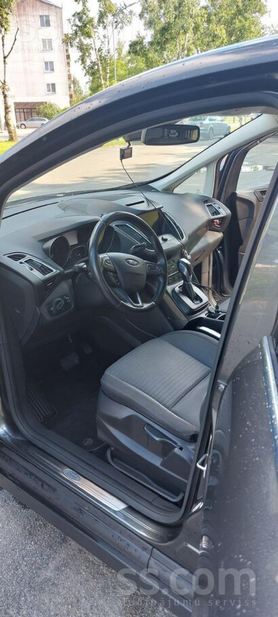 Pelēks Ford C-Max 2016 Aizkraukle, ar dzinēja tilpumu 1.50 L un nobraukumu 165 tūkst. km par 8150 €, foto 12 vietnē AUTOMOTO.COM.LV