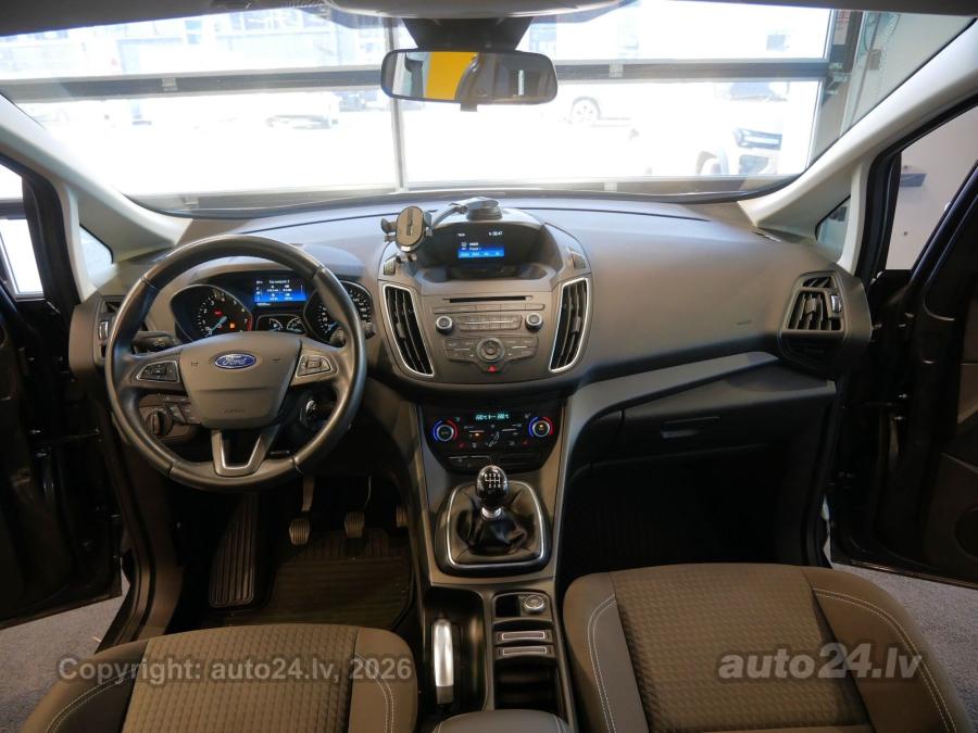 Pelēks Ford C-Max 2017 Tallina, ar dzinēja tilpumu 1.00 L un nobraukumu 99 tūkst. km par 7990 €, foto 7 vietnē AUTOMOTO.COM.LV