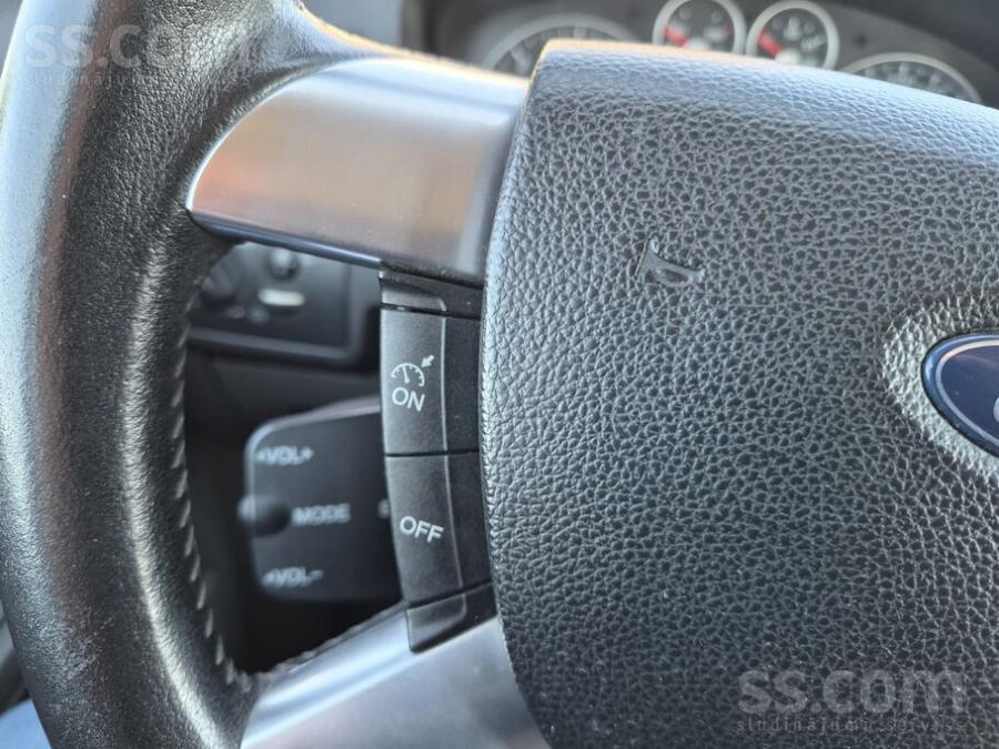 Ford C-Max 2004 Daugavpils, ar dzinēja tilpumu 1.60 L un nobraukumu 0 tūkst. km par 1350 €, foto 11 vietnē AUTOMOTO.COM.LV