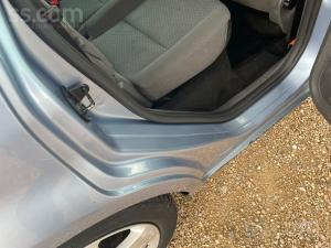 Ford C-Max 2006 in Riga, with an engine capacity of 1.60 L and mileage of 0 thousand km for 990 €, photo 11 on AUTOMOTO.COM.LV