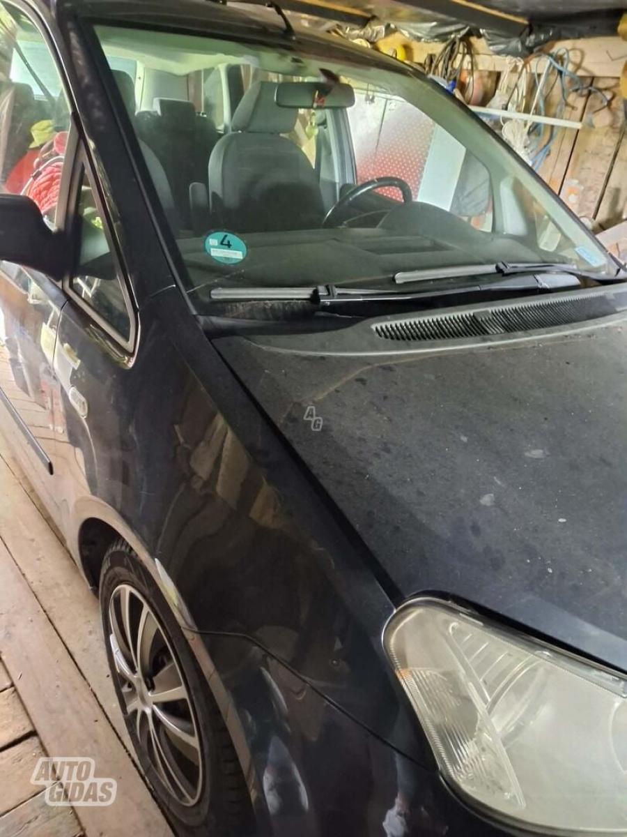 Ford C-Max 2008 Telšiai, ar dzinēja tilpumu 1.90 L un nobraukumu 300 tūkst. km par 1800 €, foto 3 vietnē AUTOMOTO.COM.LV