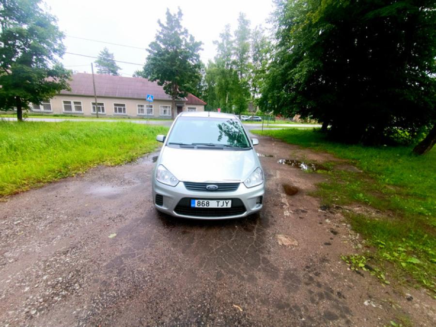 Ford C-Max 2008 in Kohtla-Jarve, with an engine capacity of 1.60 L and mileage of 286 thousand km for 1600 €, photo 3 on AUTOMOTO.COM.LV