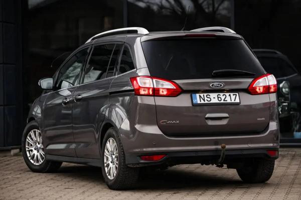 Ford C-Max 2014 in Jelgava, with an engine capacity of 1.60 L and mileage of 195 thousand km for 6500 €, photo 4 on AUTOMOTO.COM.LV