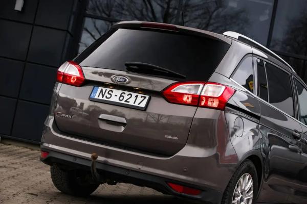 Ford C-Max 2014 in Jelgava, with an engine capacity of 1.60 L and mileage of 195 thousand km for 6500 €, photo 7 on AUTOMOTO.COM.LV