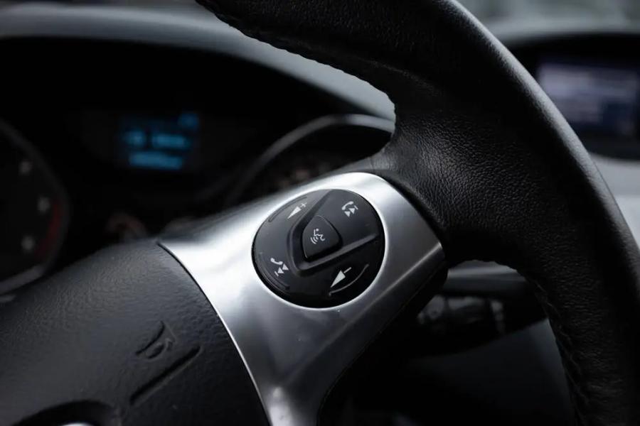 Ford C-Max 2014 Jelgava, ar dzinēja tilpumu 1.60 L un nobraukumu 195 tūkst. km par 6500 €, foto 30 vietnē AUTOMOTO.COM.LV