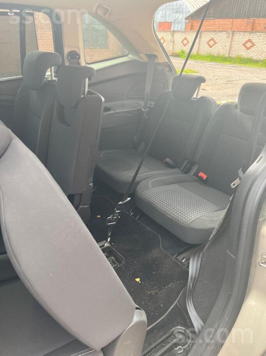Ford C-Max 2016 Daugavpils, ar dzinēja tilpumu 1.50 L un nobraukumu 162 tūkst. km par 5400 €, foto 9 vietnē AUTOMOTO.COM.LV