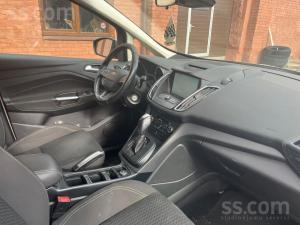 Ford C-Max 2016 Daugavpils, ar dzinēja tilpumu 1.50 L un nobraukumu 162 tūkst. km par 5400 €, foto 13 vietnē AUTOMOTO.COM.LV