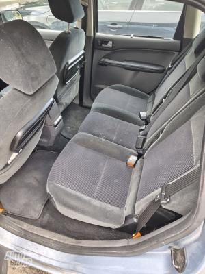 Ford C-Max 2004 in Kaunas, with an engine capacity of 1.60 L and mileage of 302 thousand km for 800 €, photo 8 on AUTOMOTO.COM.LV