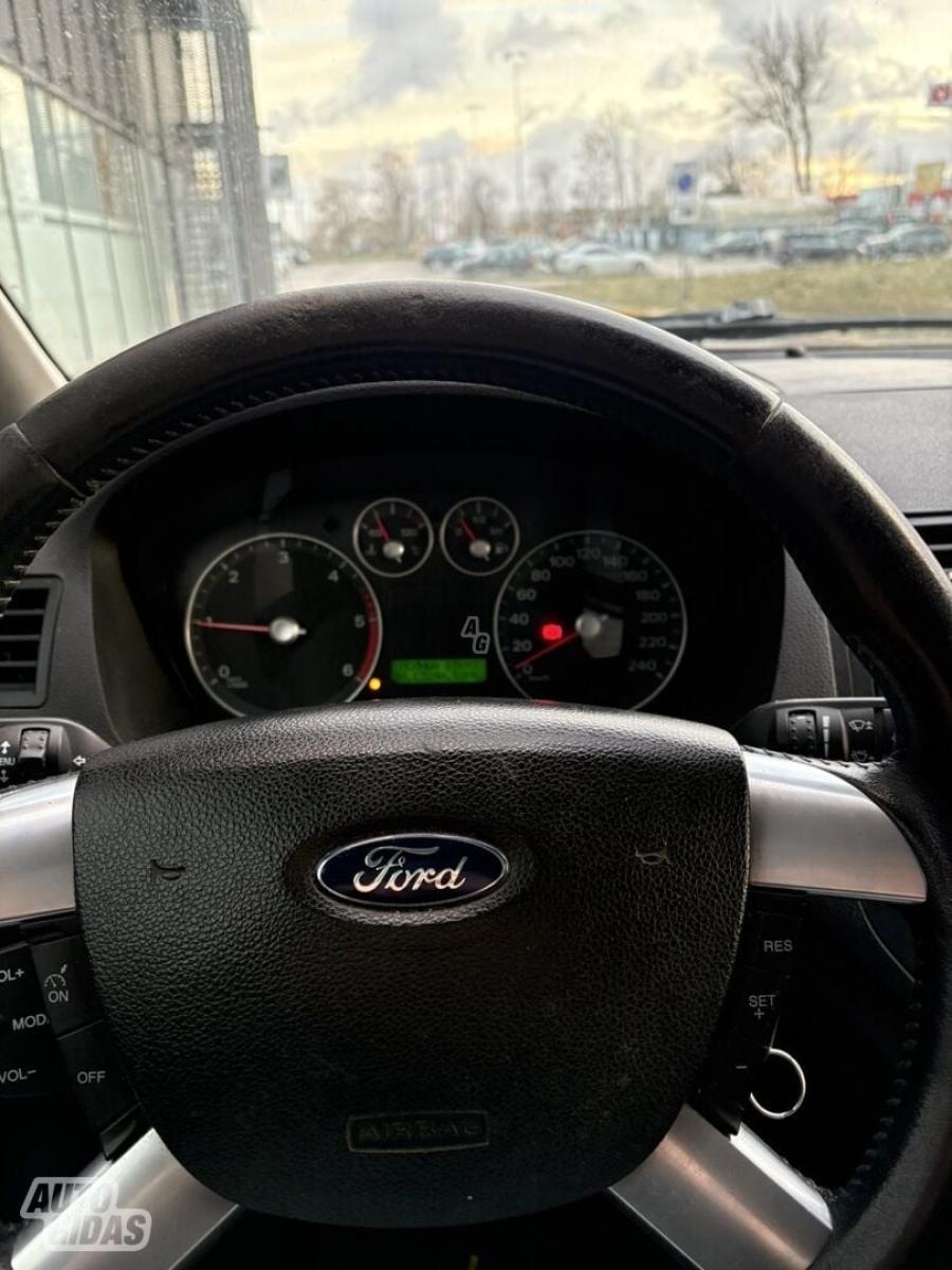 Ford C-Max 2005 Šauļi, ar dzinēja tilpumu 1.80 L un nobraukumu 360 tūkst. km par 850 €, foto 9 vietnē AUTOMOTO.COM.LV