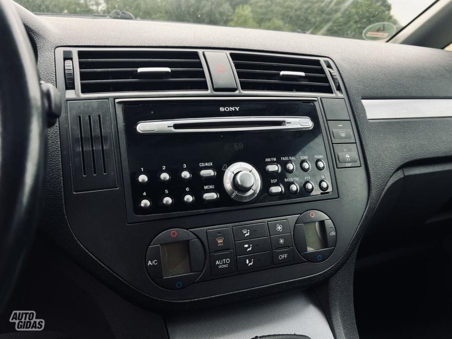Ford C-Max 2005 in Marijampole, with an engine capacity of 1.60 L and mileage of 227 thousand km for 1250 €, photo 8 on AUTOMOTO.COM.LV