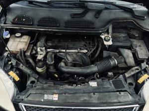 Ford C-Max 2005 in Marijampole, with an engine capacity of 1.60 L and mileage of 227 thousand km for 1250 €, photo 13 on AUTOMOTO.COM.LV