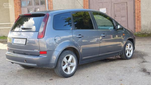 Ford C-Max 2005 in Siauliai, with an engine capacity of 1.60 L and mileage of 268 thousand km for 750 €, photo 5 on AUTOMOTO.COM.LV