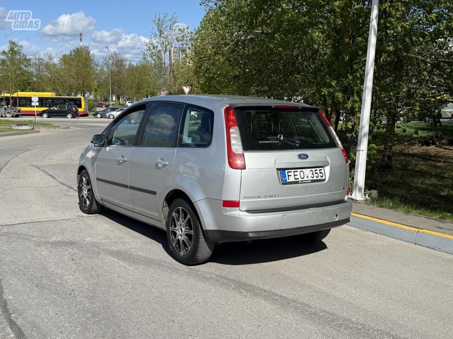 Ford C-Max 2006 in Siauliai, with an engine capacity of 2.00 L and mileage of 400 thousand km for 850 €, photo 6 on AUTOMOTO.COM.LV