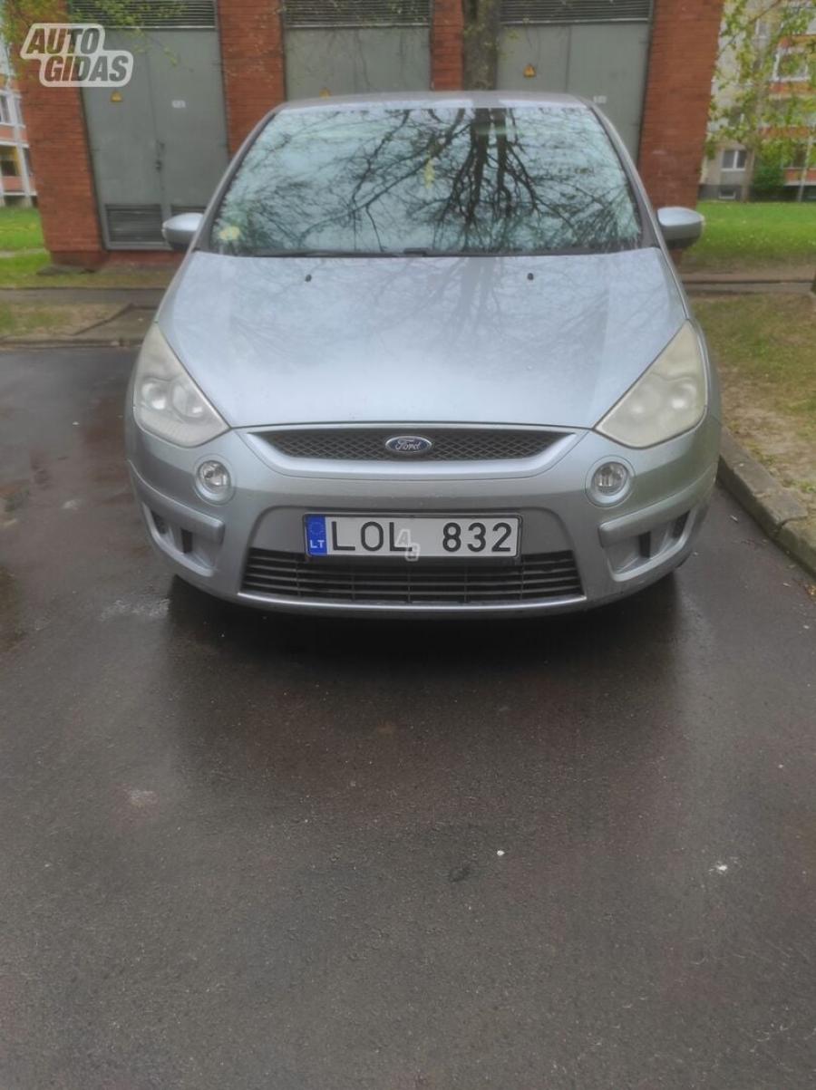 Ford C-Max 2006 Šauļi, ar dzinēja tilpumu 1.80 L un nobraukumu 230 tūkst. km par 1850 €, foto 3 vietnē AUTOMOTO.COM.LV