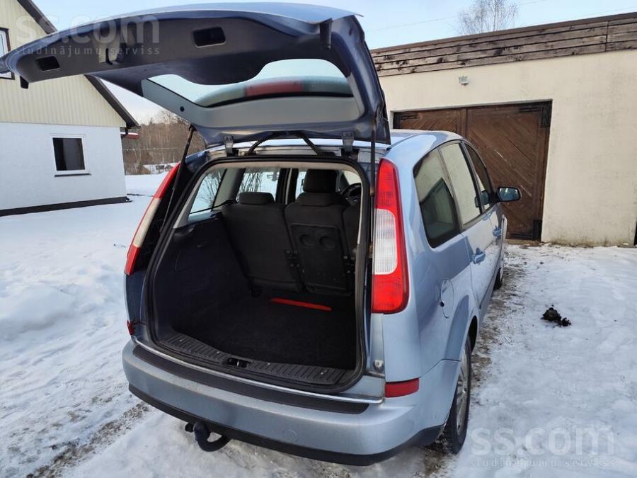 Ford C-Max 2006 in Cesis, with an engine capacity of 2.00 L and mileage of 420 thousand km for 2300 €, photo 5 on AUTOMOTO.COM.LV