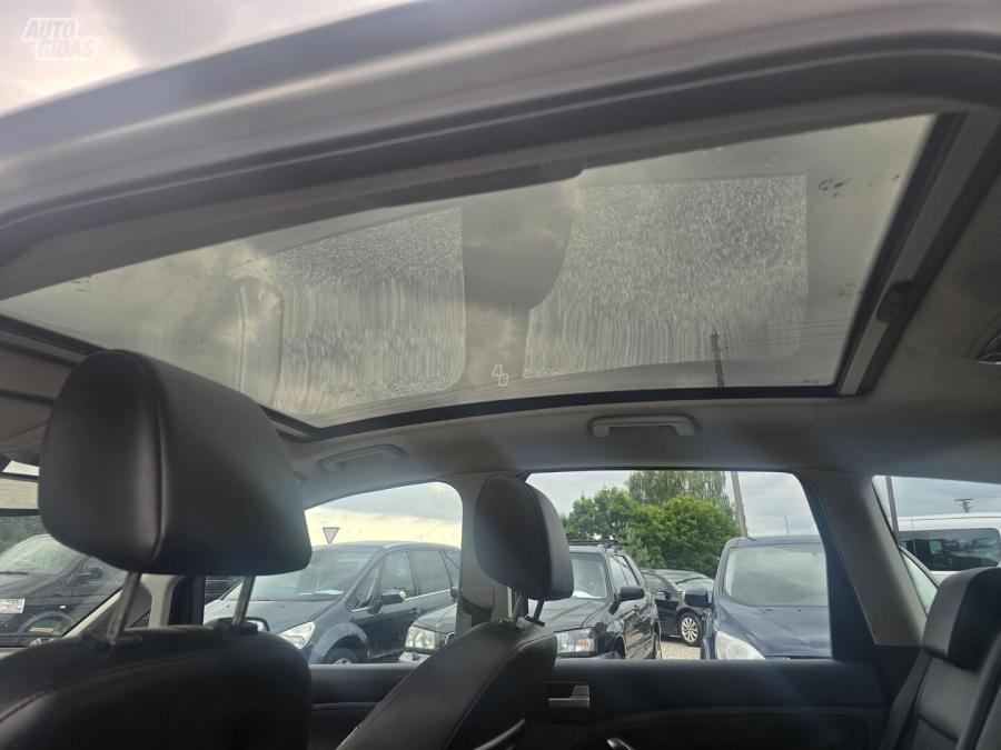 Ford C-Max 2007 in Jurbarkas, with an engine capacity of 2.00 L and mileage of 165 thousand km for 2500 €, photo 9 on AUTOMOTO.COM.LV
