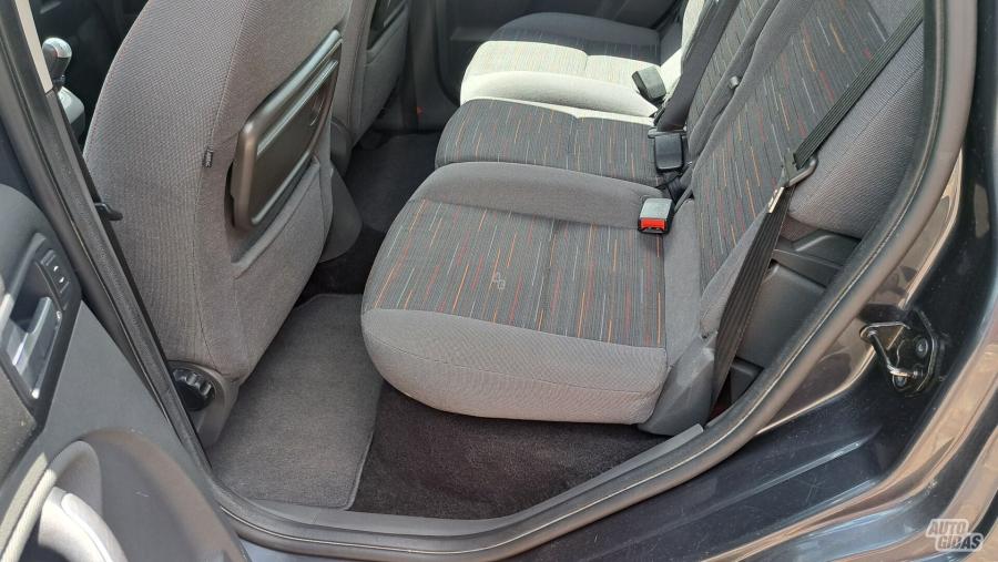 Ford C-Max 2008 Šakiai, ar dzinēja tilpumu 1.80 L un nobraukumu 210 tūkst. km par 1750 €, foto 19 vietnē AUTOMOTO.COM.LV