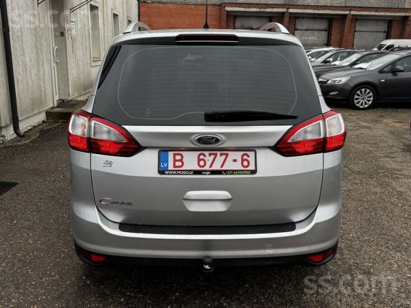 Ford C-Max 2011 in Daugavpils, with an engine capacity of 1.60 L and mileage of 0 thousand km for 4690 €, photo 5 on AUTOMOTO.COM.LV